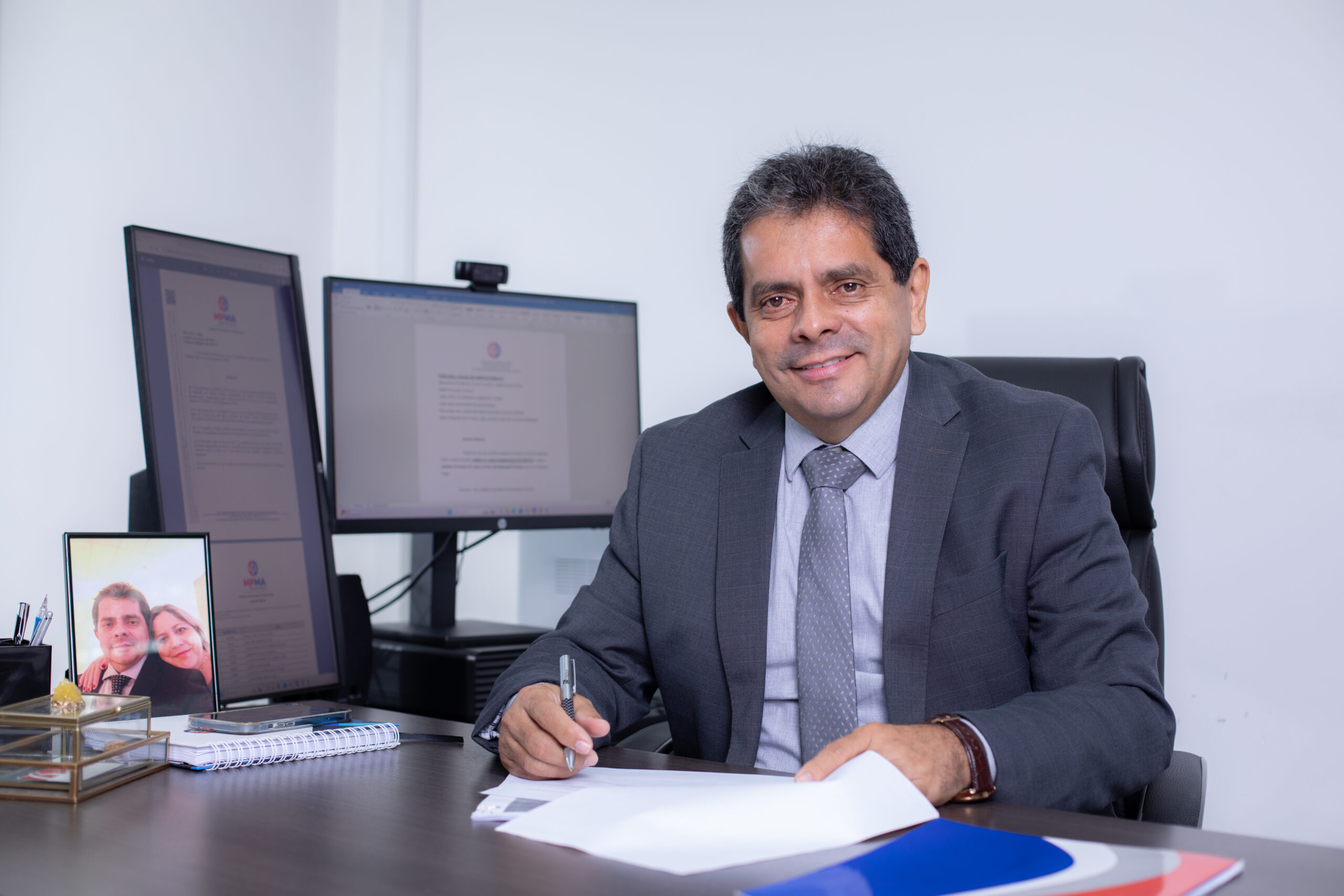 Danilo de Castro completa 100 dias à frente do Ministério Público do ...